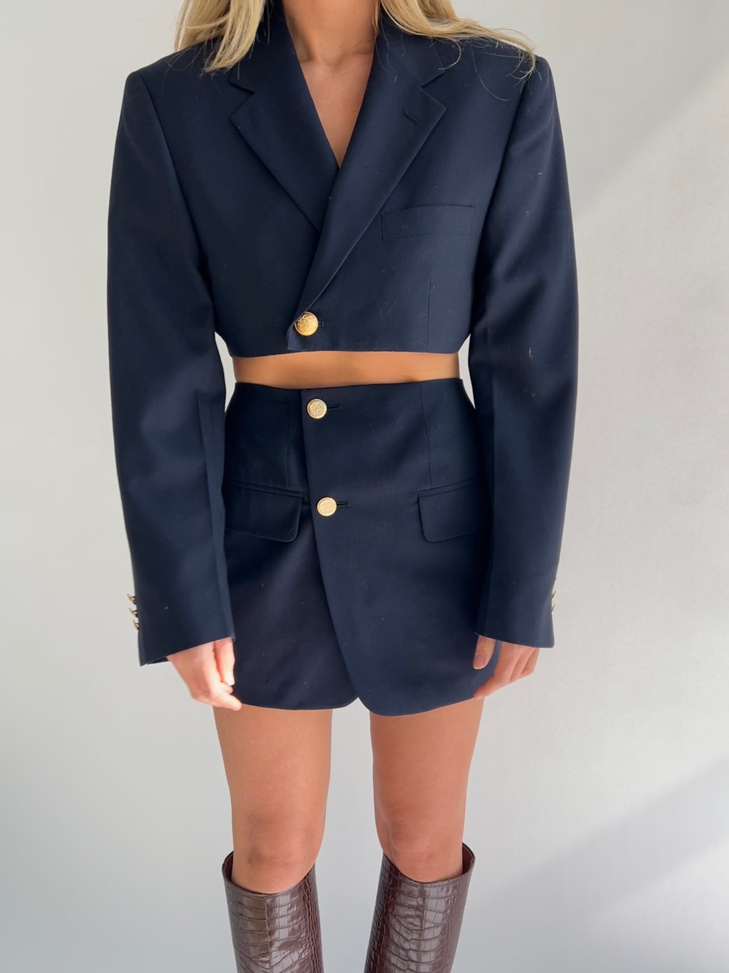 Beautiful dark blue set with gold buttons – Havre Studio Vintage